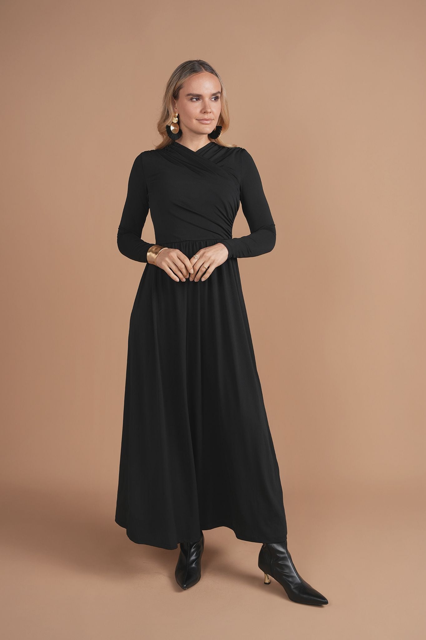 Crossover Overlay Maxi – Magenta Boutique